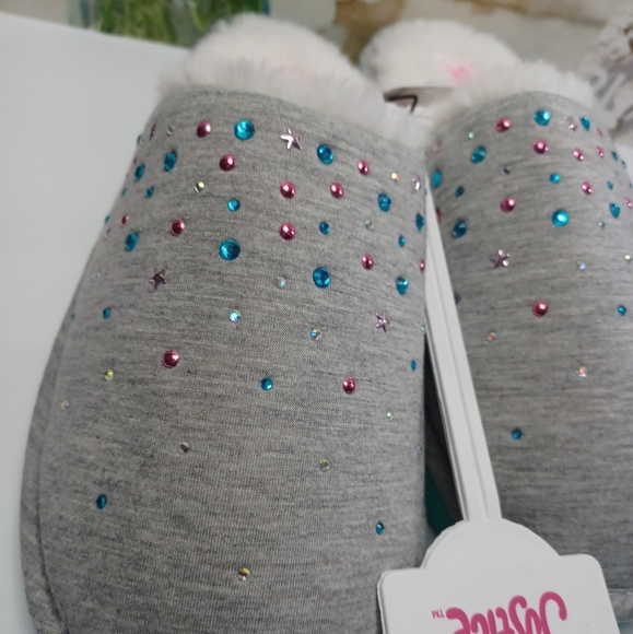 Justice | Shoes | Justice Girls Slip On Scuff Slippers Size 6 Outdoor ...